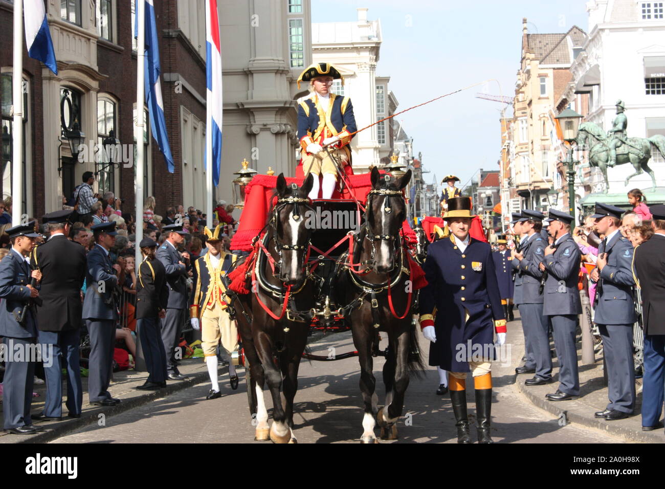 The royal family costumes hi-res stock photography and images - Alamy