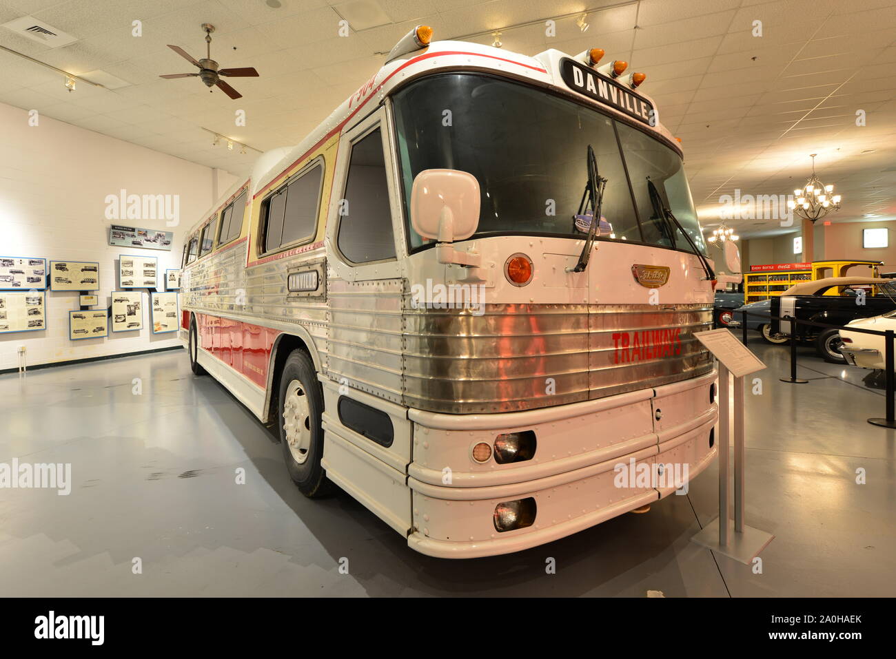 American vintage bus Stock Photo - Alamy