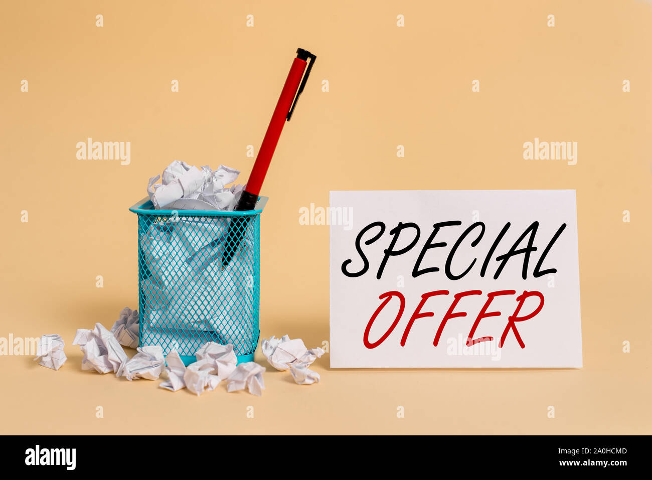Shop sale sign stationary hi-res stock photography and images - Alamy