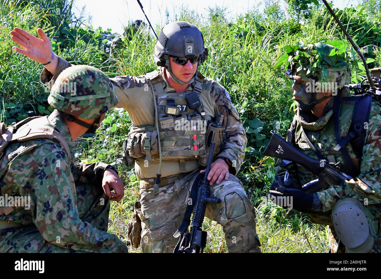 Joint maneuver training hi-res stock photography and images - Alamy