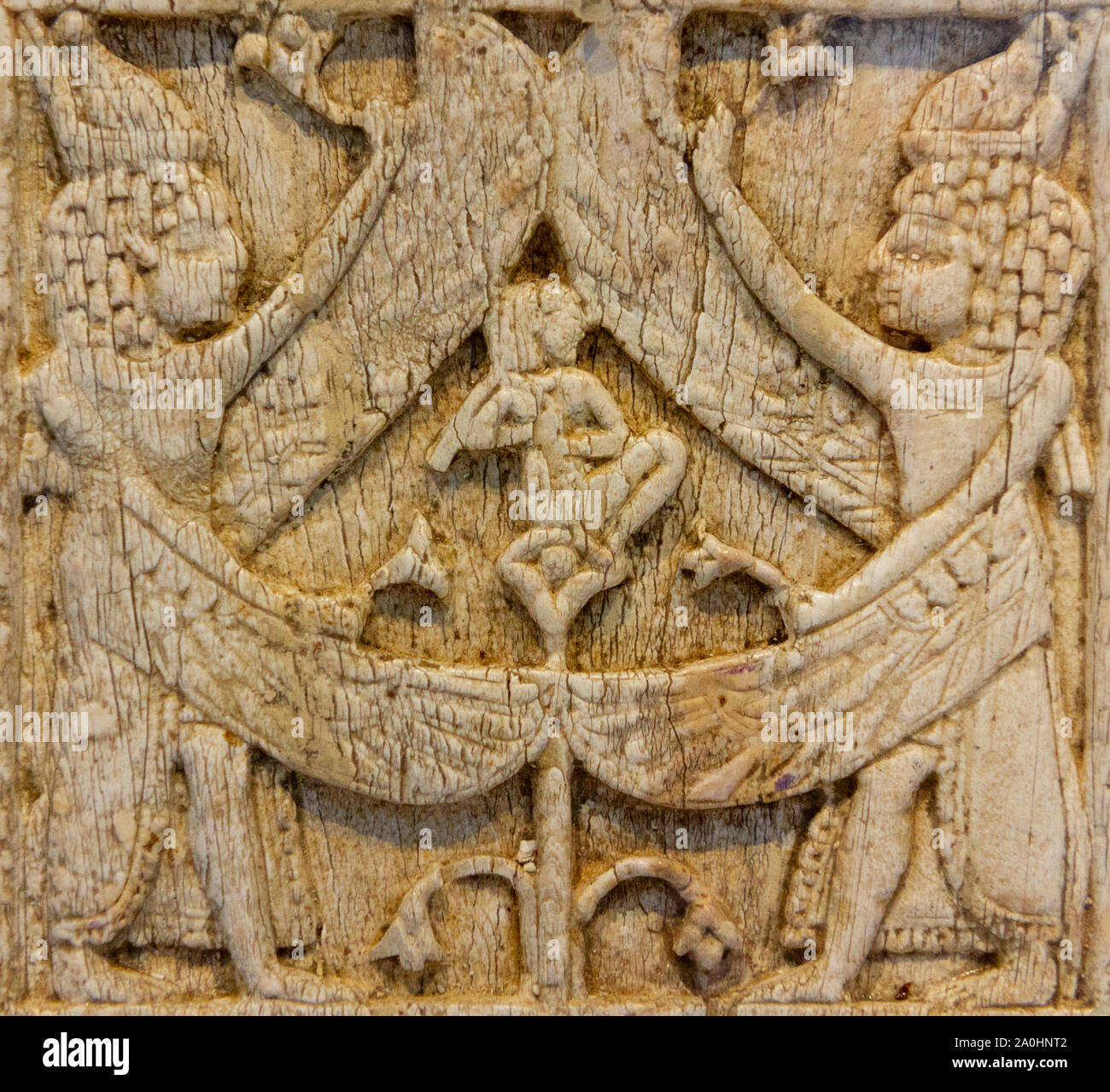 Two genii wearing a pharaoh's double crown (pschent) unfurl their wings ...