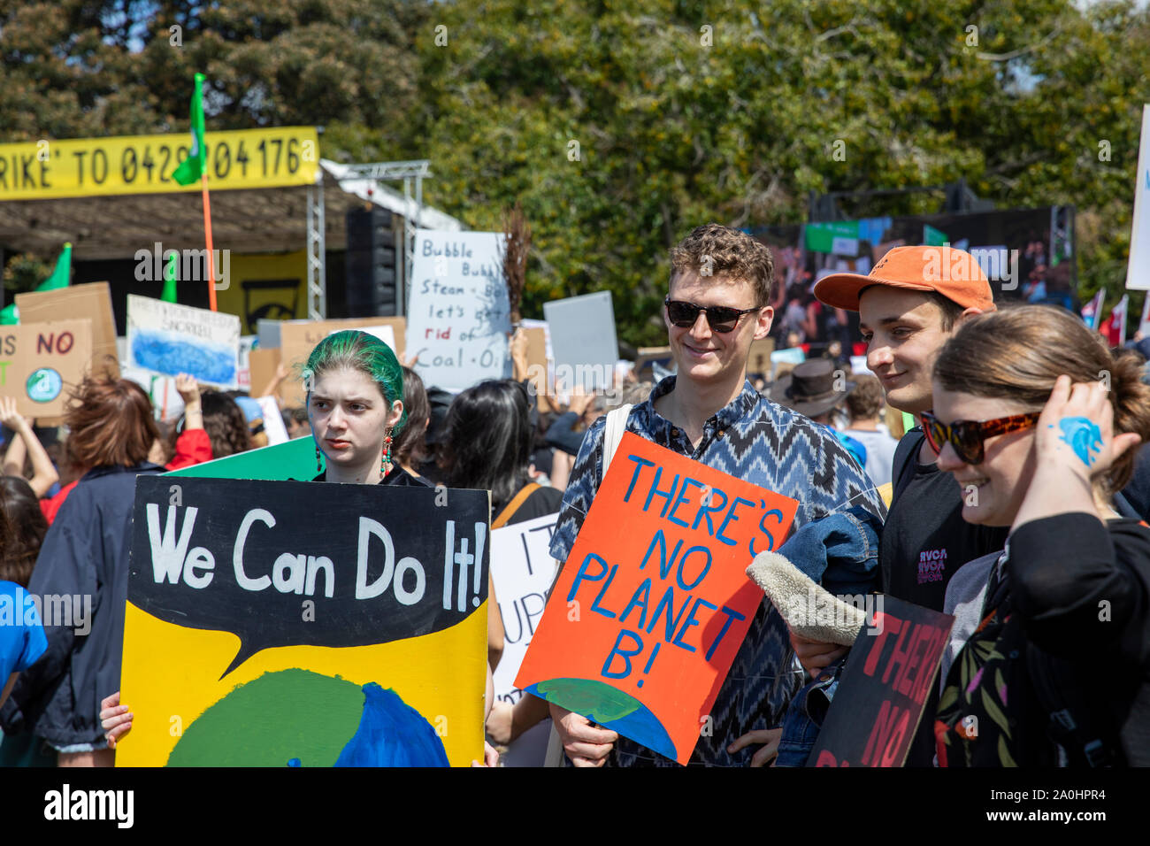 School children protest at the Sydney global climate change strike in ...