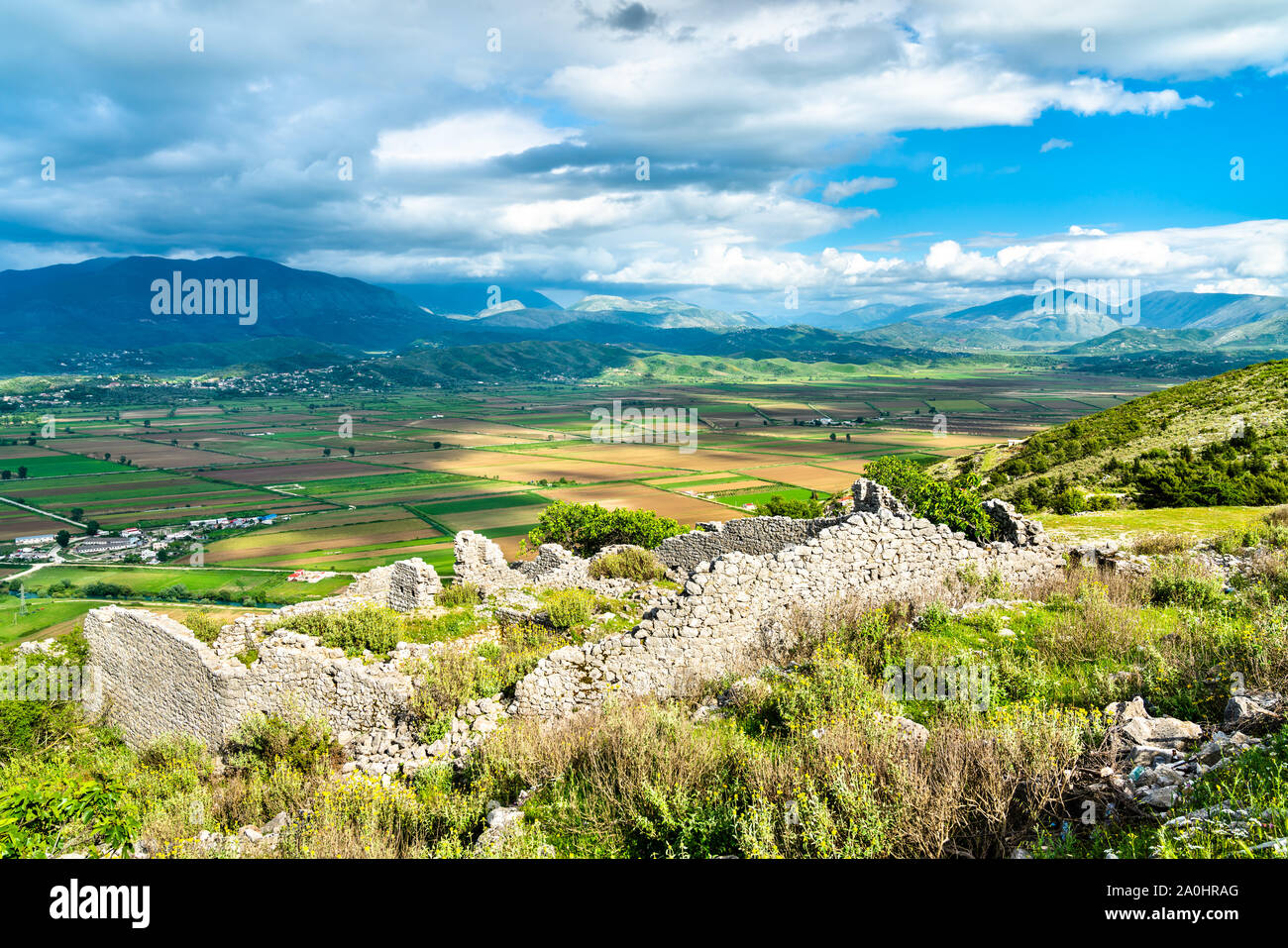 Ruins of Lekuresi Castle in Saranda, Albania Stock Photo - Alamy