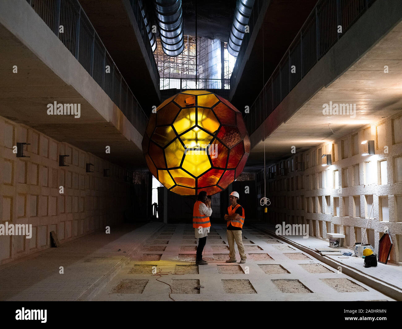 Jerusalem, Israel. 09th Sep, 2019. Two workers are standing in an ...