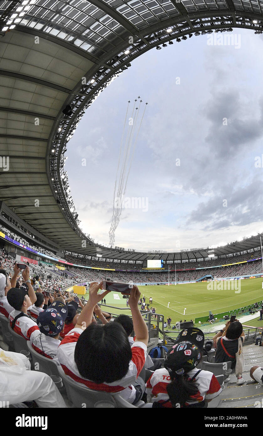 Tokyo, Japan. 20th Sep, 2019. The Blue Impulse of the Japanese Air Self ...
