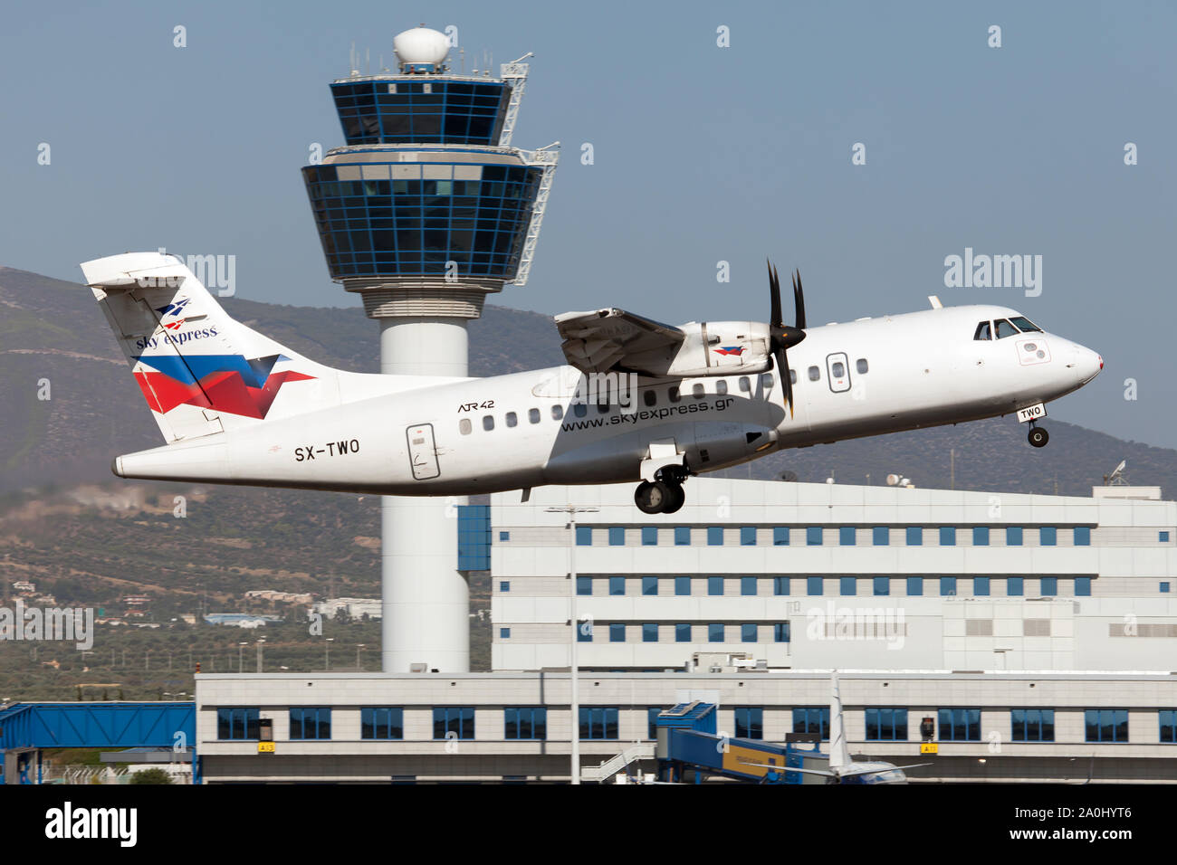 Atr 42 aircraft hi-res stock photography and images - Alamy