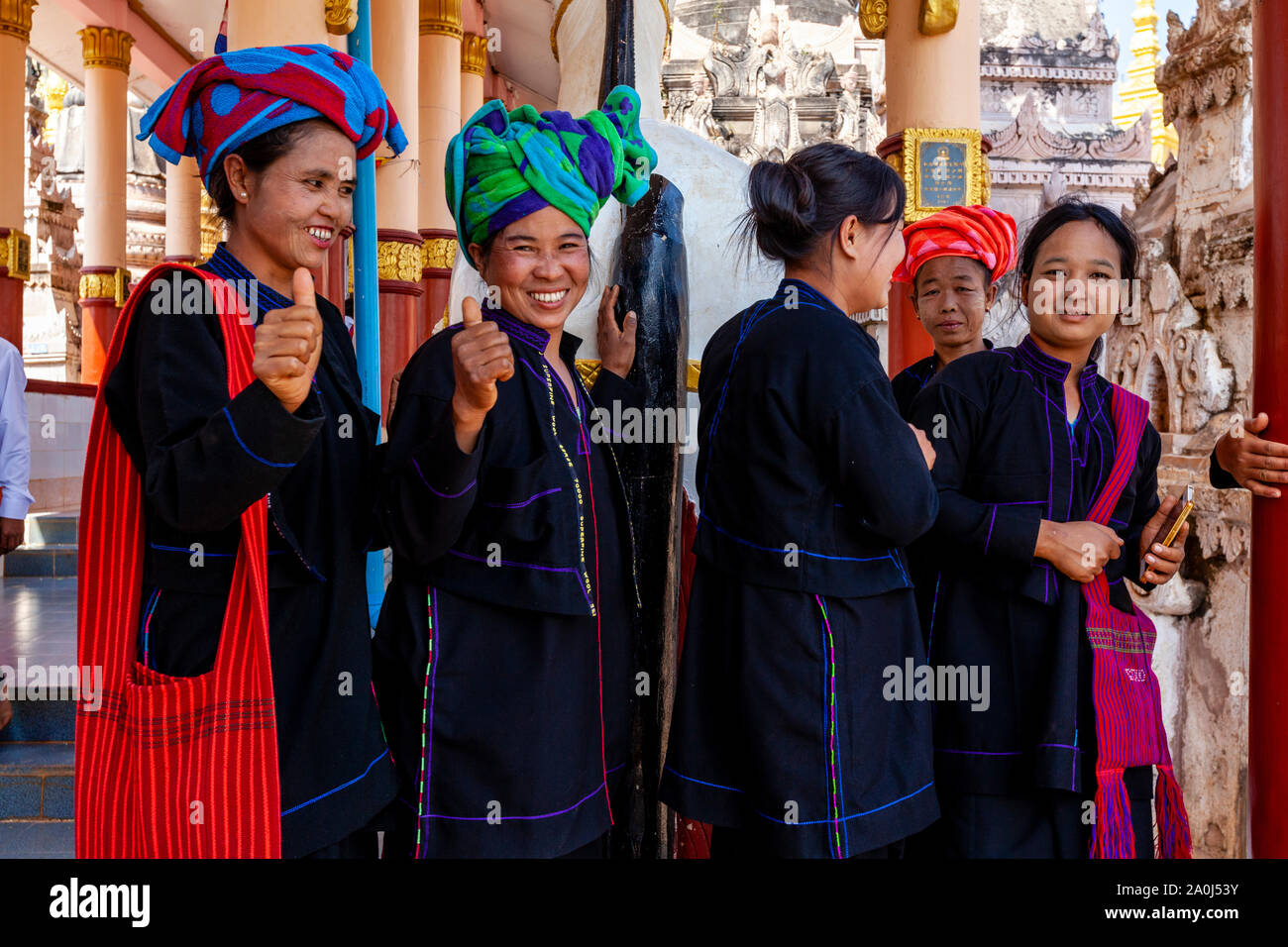 People From The Pa’O Ethnic Group At The Kakku Pagodas Religious Site ...