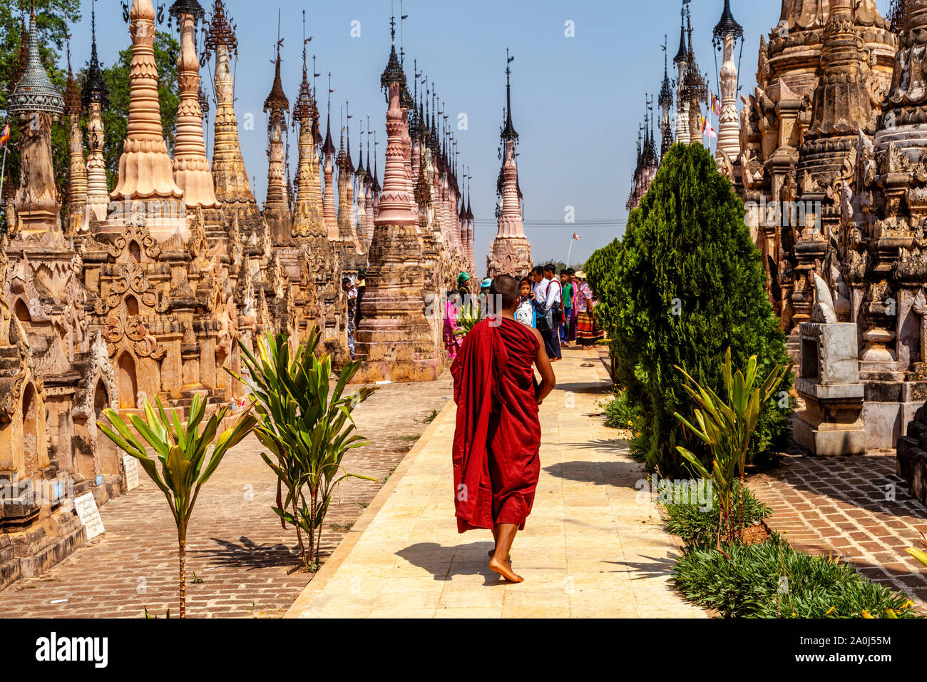 Buddhist monk dress hi-res stock photography and images - Alamy