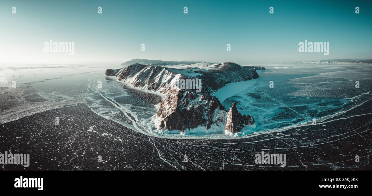 Icy cliffs hi-res stock photography and images - Alamy