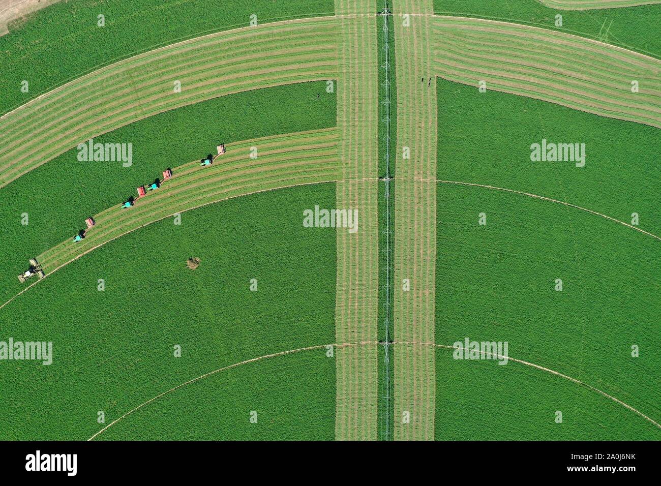 Cropping land hi-res stock photography and images - Alamy