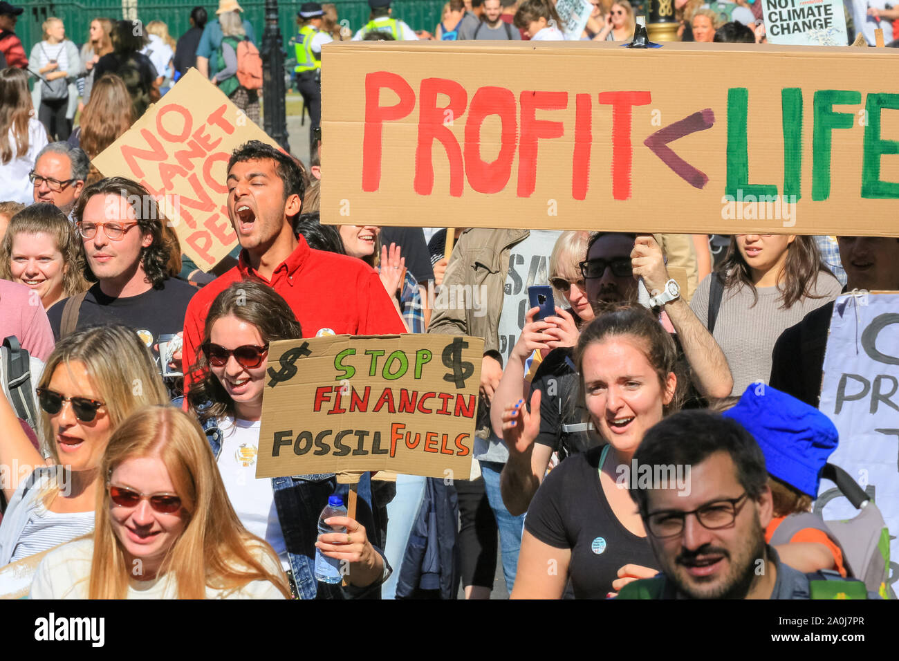 Westminster, London, UK, 20th Sep 2019. Tens of thousands of children ...