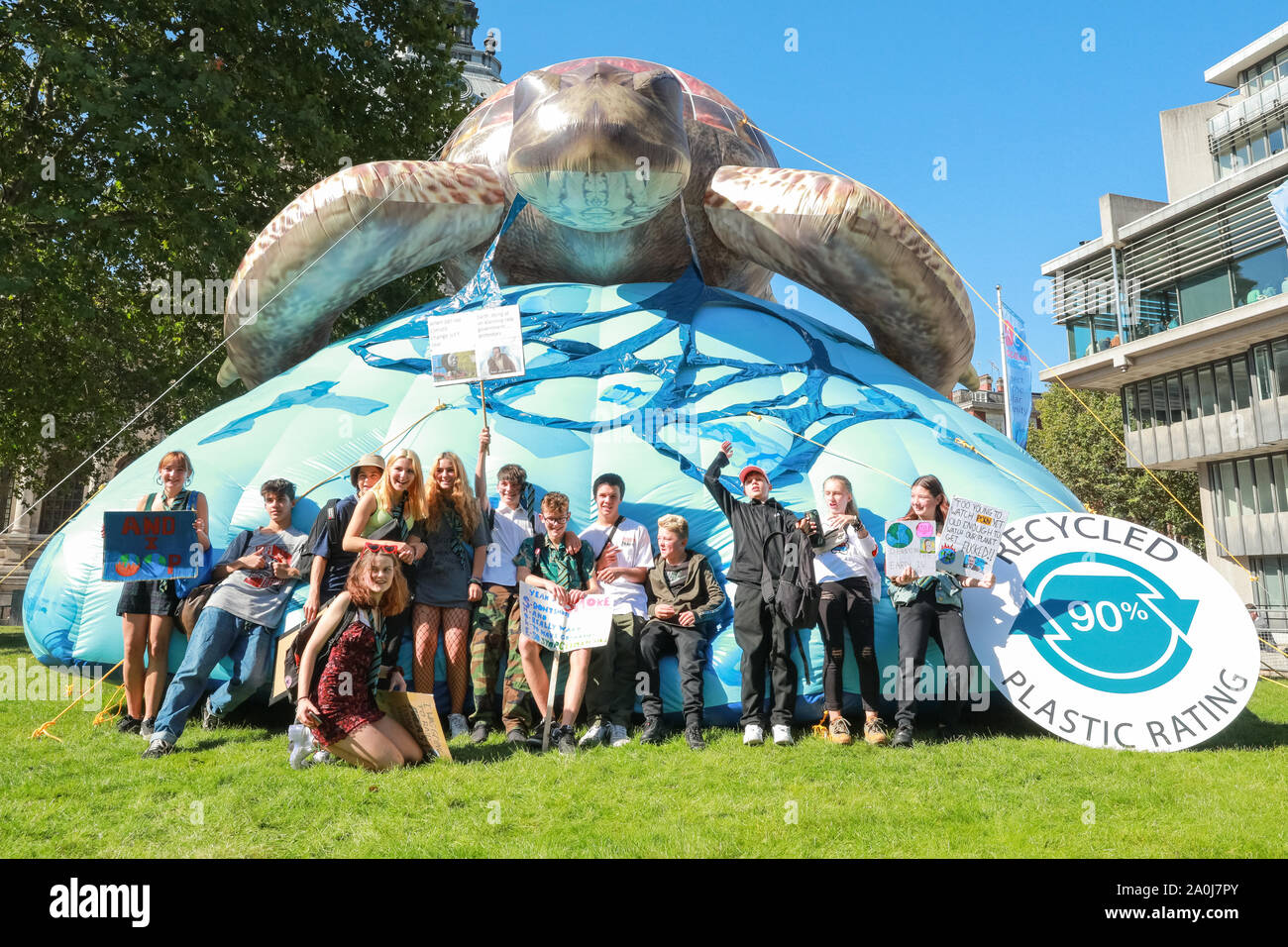 Plastic pledge campaign hi-res stock photography and images - Alamy