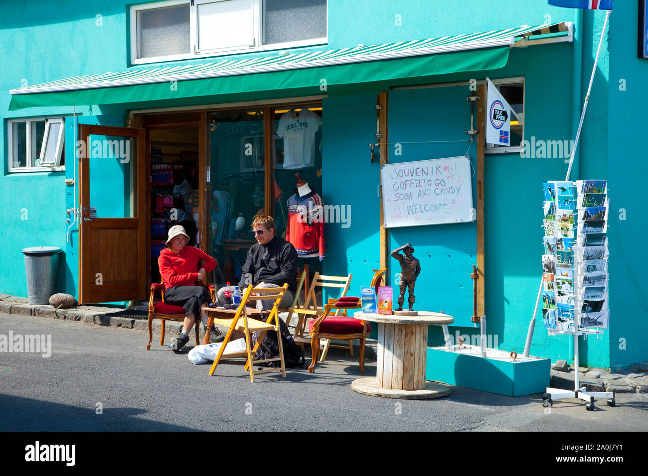 Locales comerciales hi-res stock photography and images - Alamy