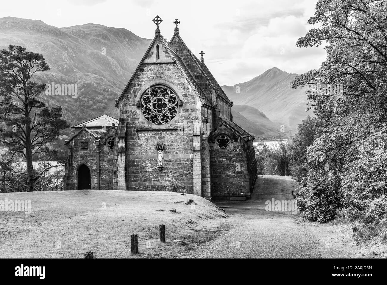 Scottish churches hi-res stock photography and images - Alamy