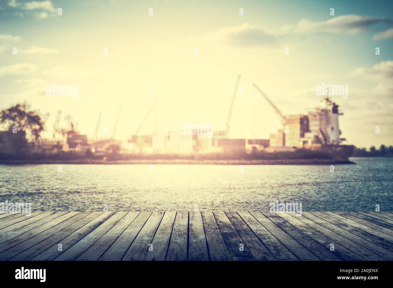 Cargo ship at pier hi-res stock photography and images - Alamy