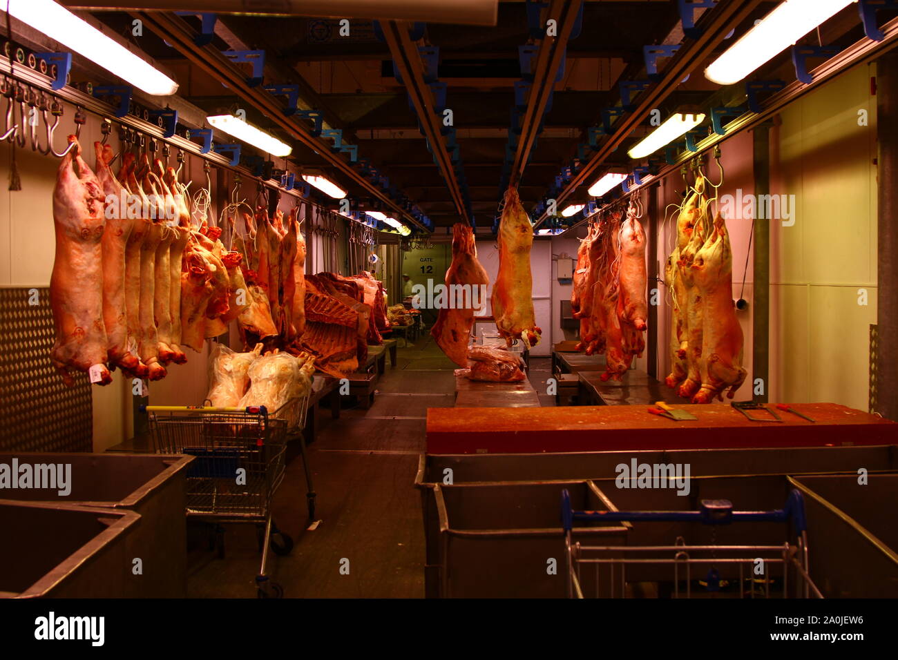 Smithfield meat market hi-res stock photography and images - Alamy