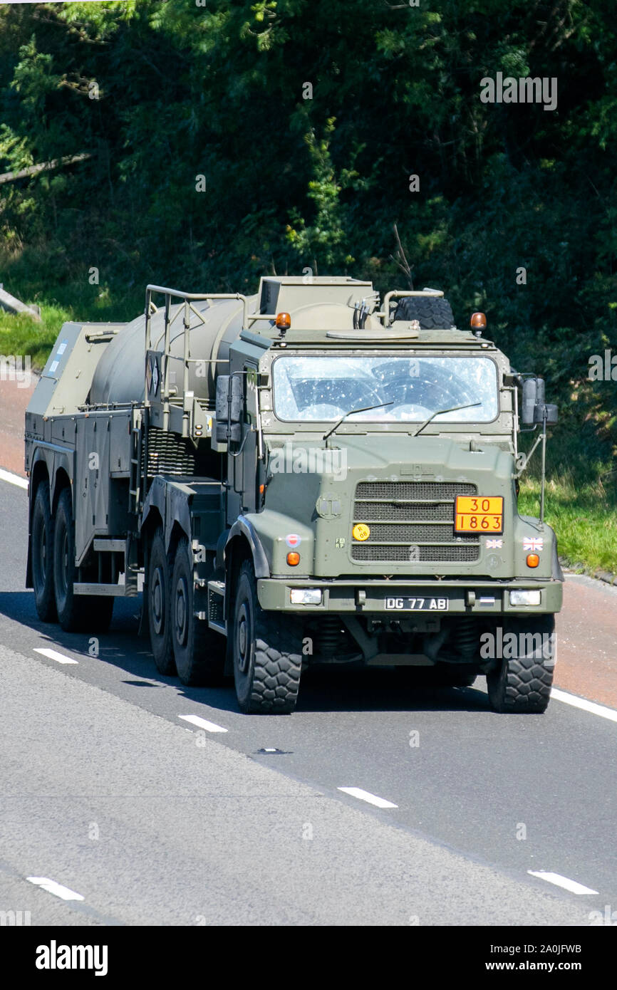 Army tanker uk hi-res stock photography and images - Alamy