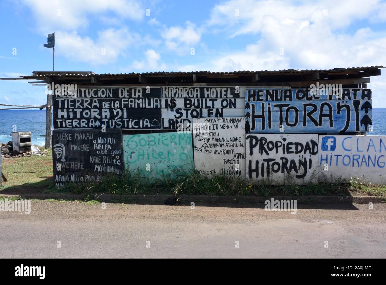 Isla de paques hi-res stock photography and images - Alamy