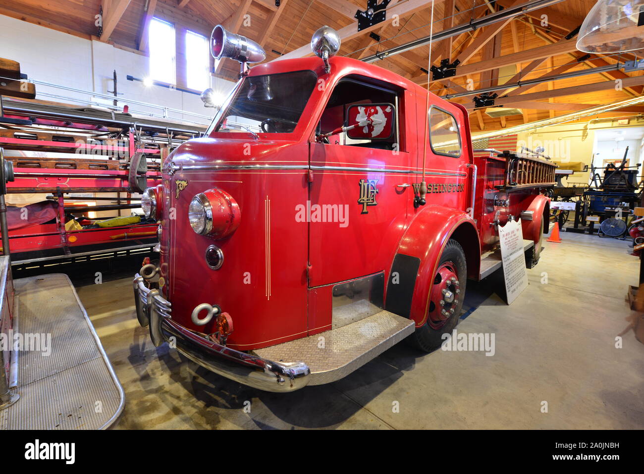 A vintage American fire engine Stock Photo - Alamy