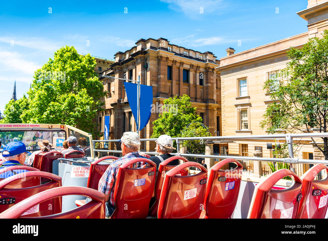 Sydney city sightseeing tourist bus hi-res stock photography and images ...