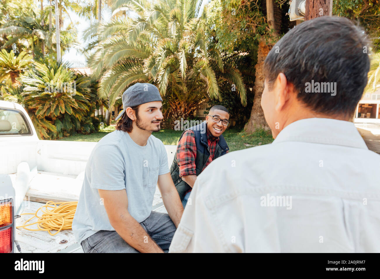 Working men on site take a break Stock Photo - Alamy