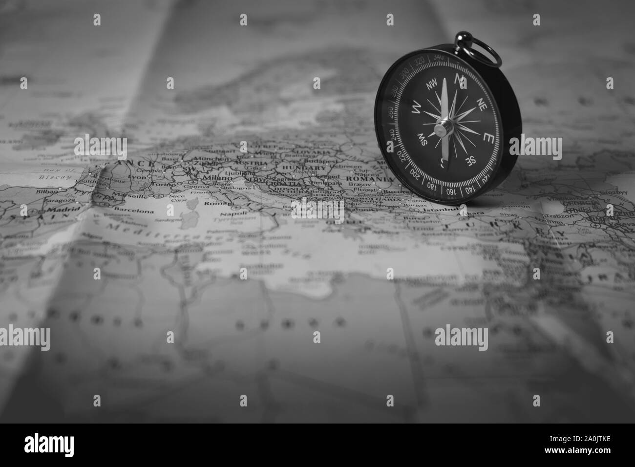 Compass needle hi-res stock photography and images - Alamy