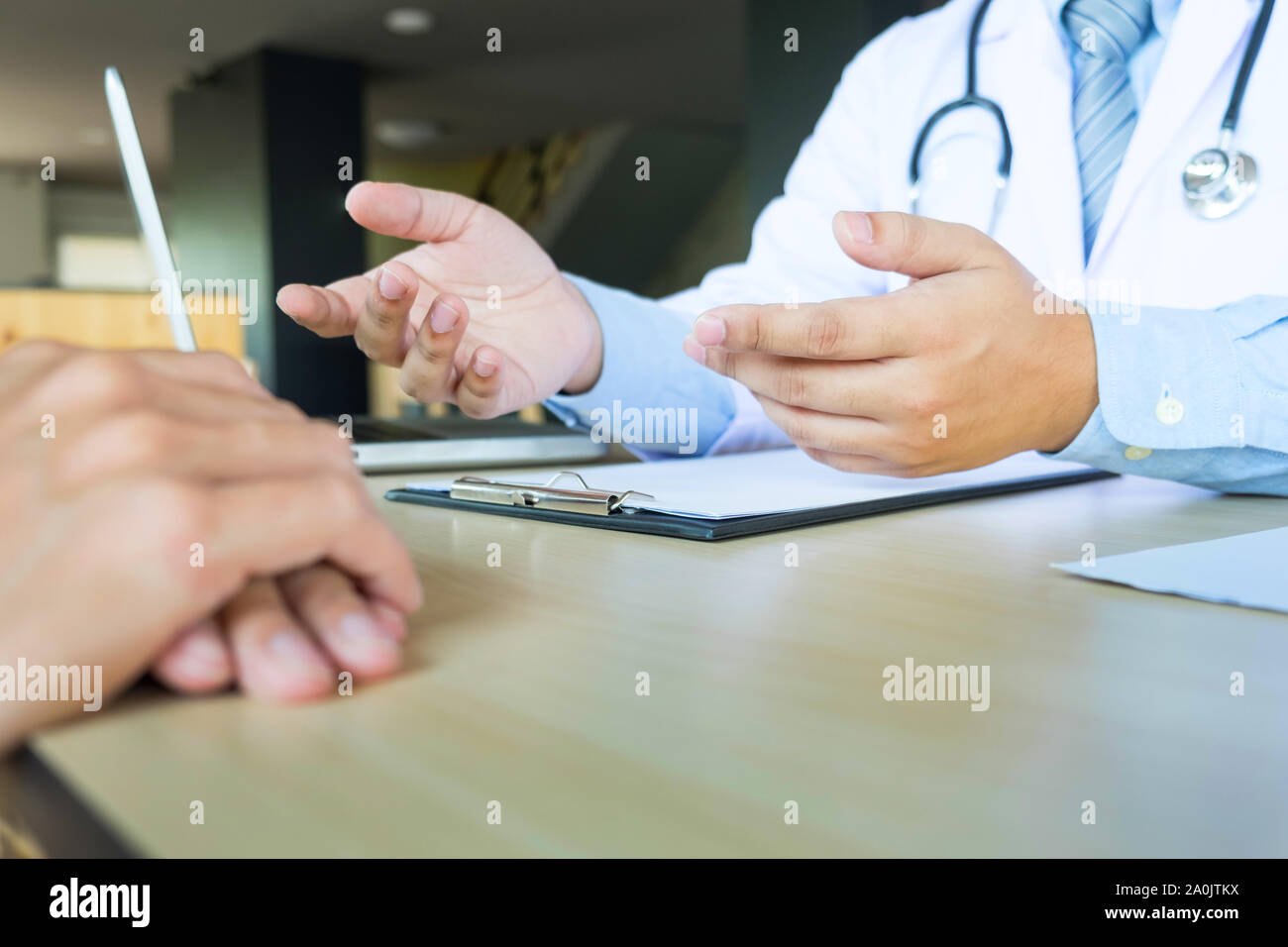 Clinician paperwork hi-res stock photography and images - Alamy