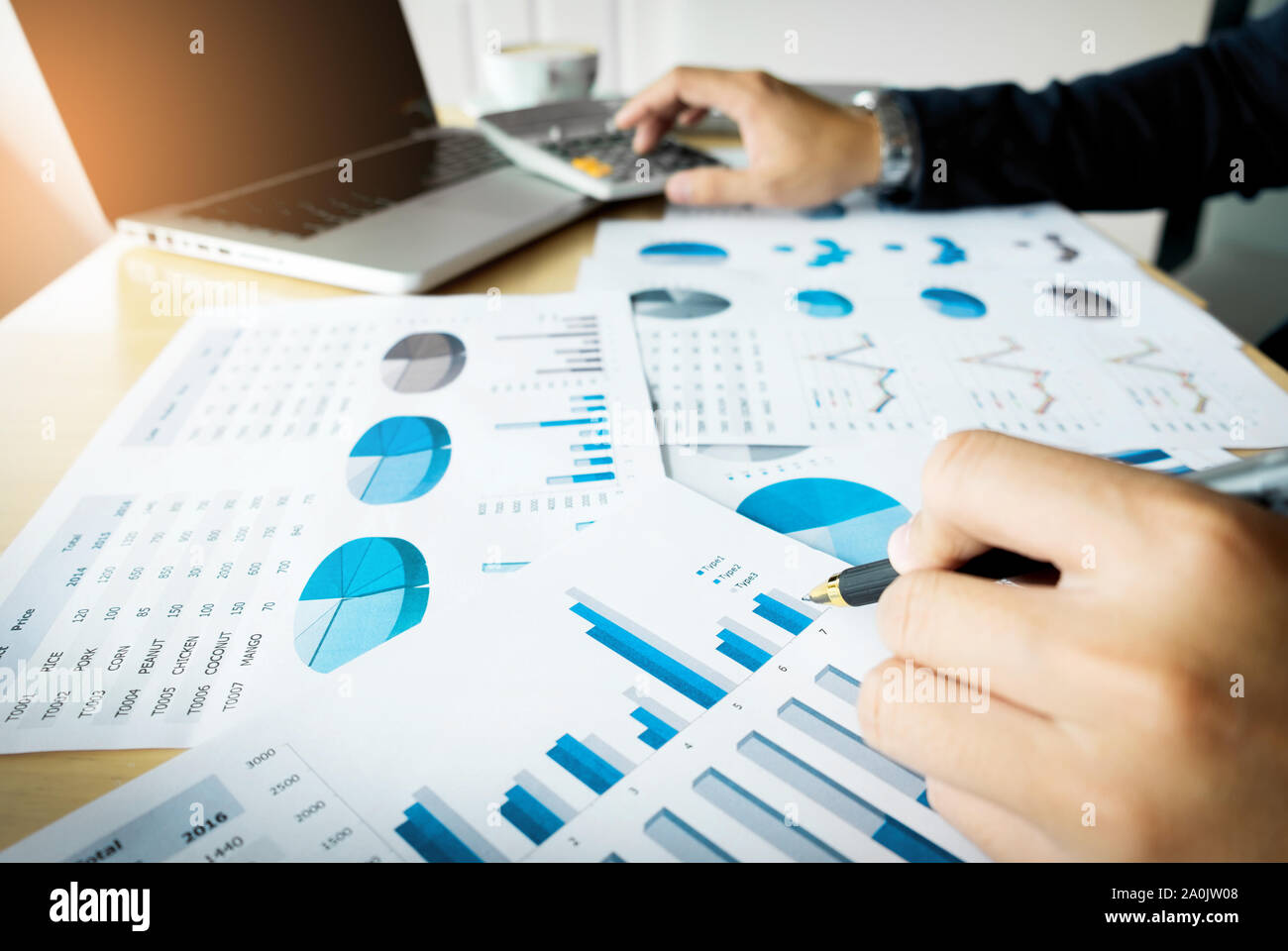 Plans and documents hi-res stock photography and images - Alamy