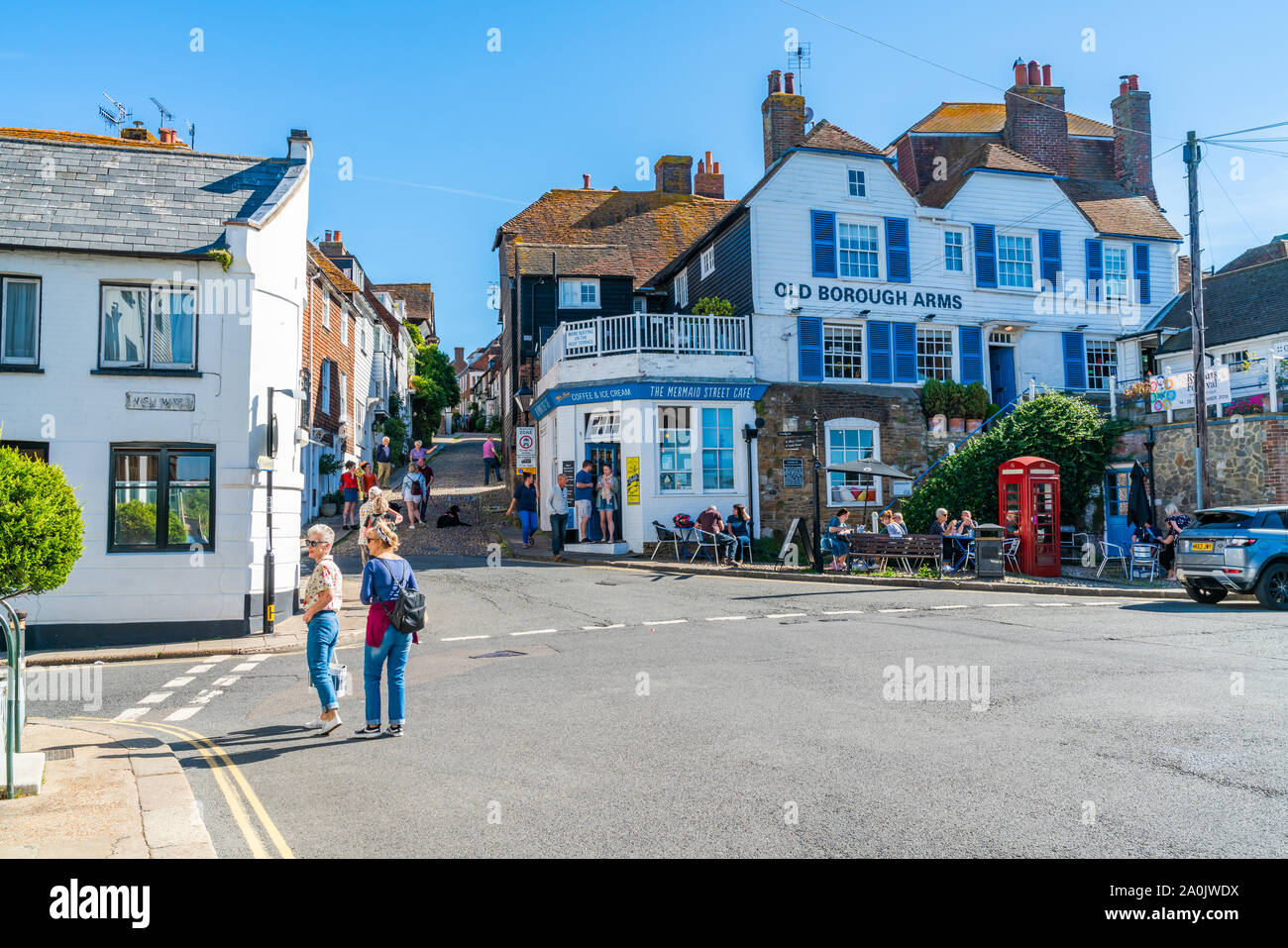 Old english half timbered house rye hi-res stock photography and images ...