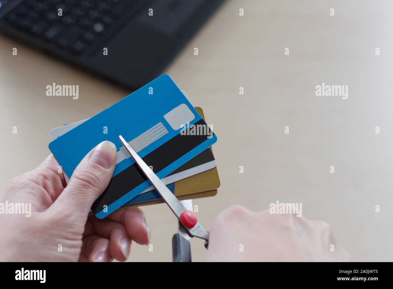 Scissor arms hi-res stock photography and images - Alamy
