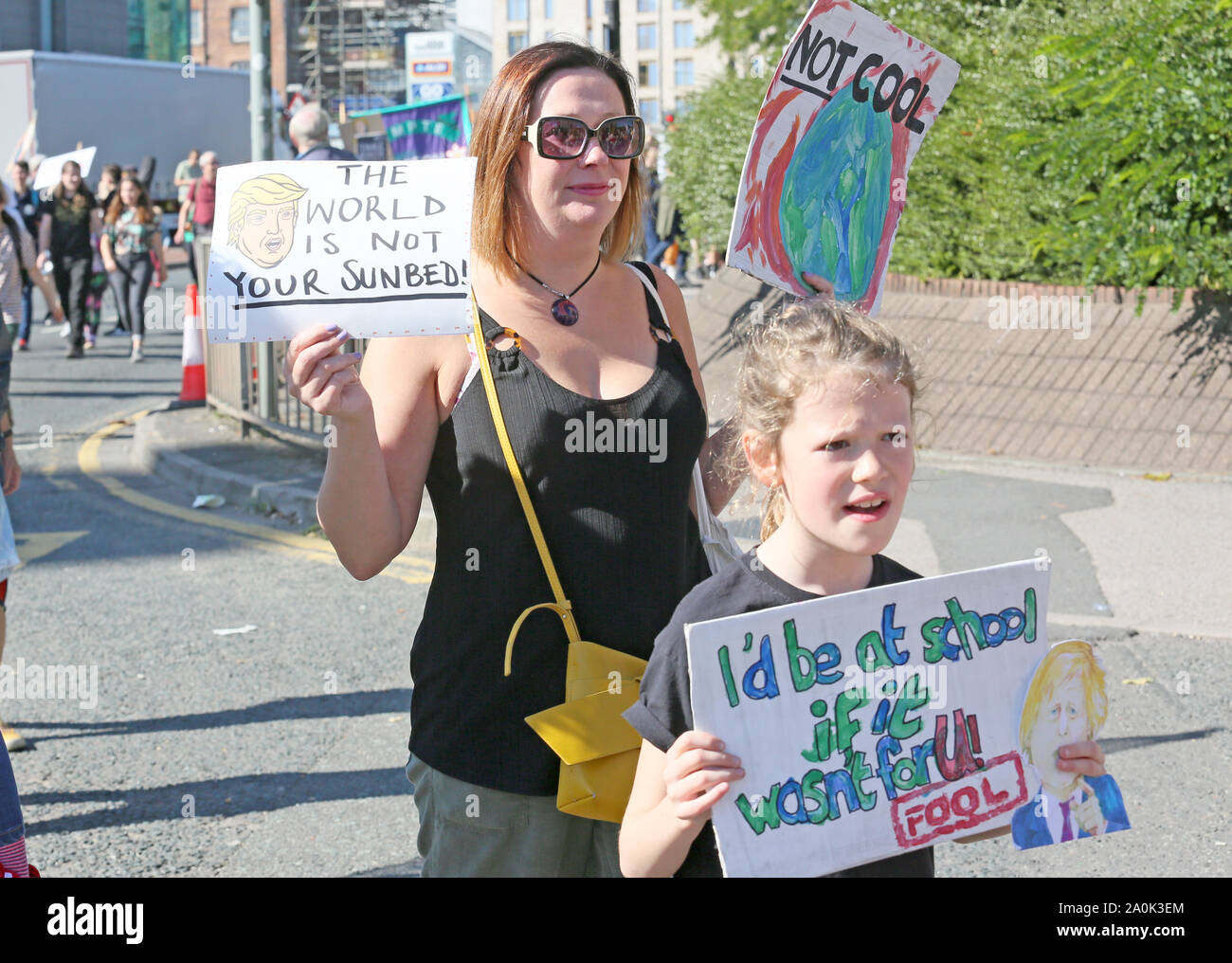 Car pollution uk school hi-res stock photography and images - Alamy