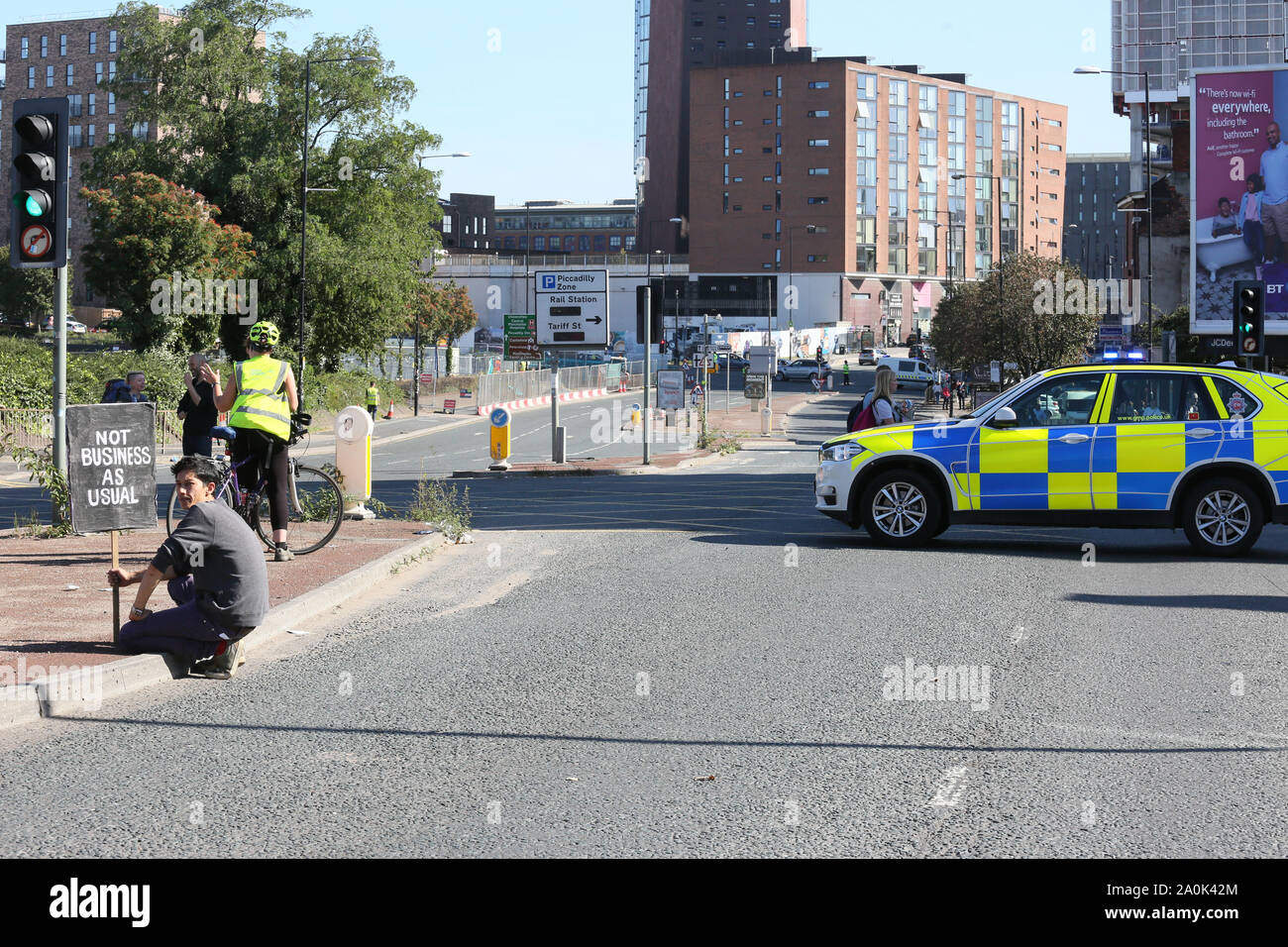 Car pollution uk school hi-res stock photography and images - Alamy