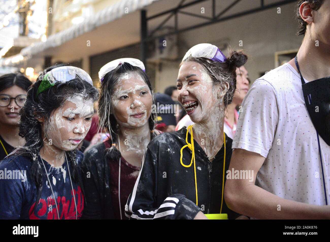 People celebrating the Songkran festival Stock Photo - Alamy