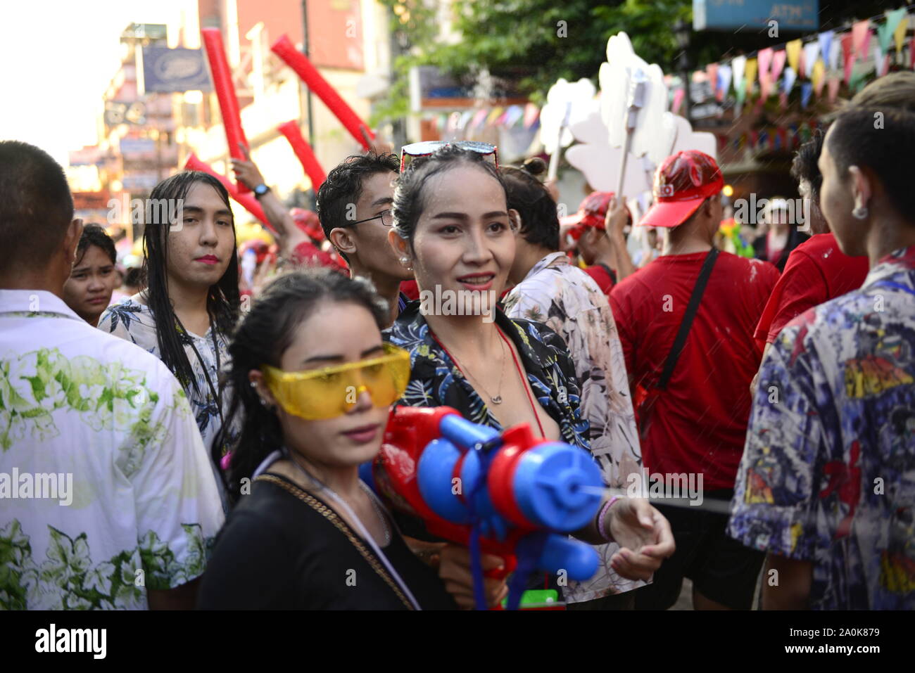 People celebrating the Songkran festival Stock Photo - Alamy