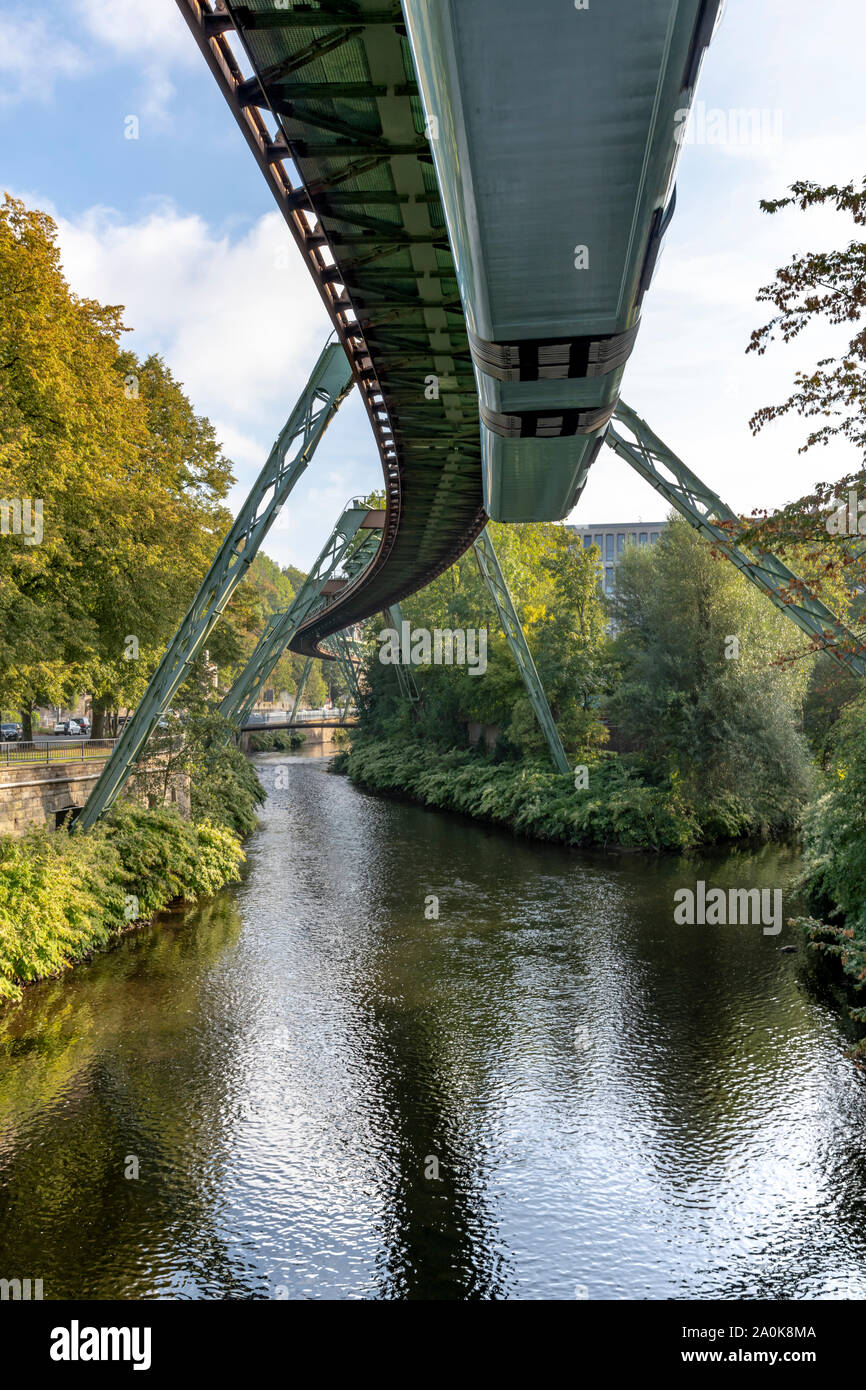 Schwebebahn suspension railway hi-res stock photography and images - Alamy