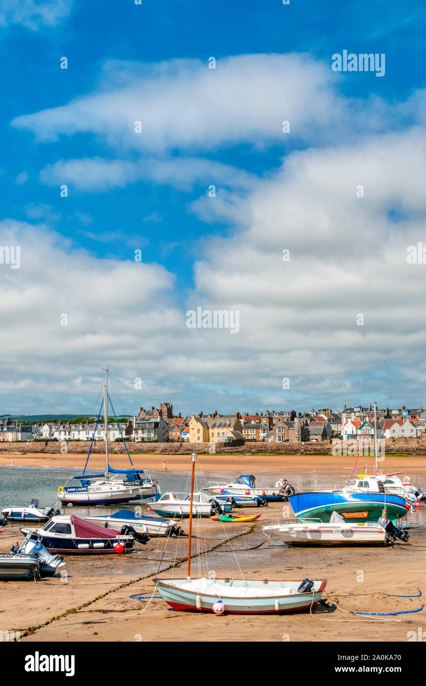 East neuk fife beaches scotland hi-res stock photography and images - Alamy