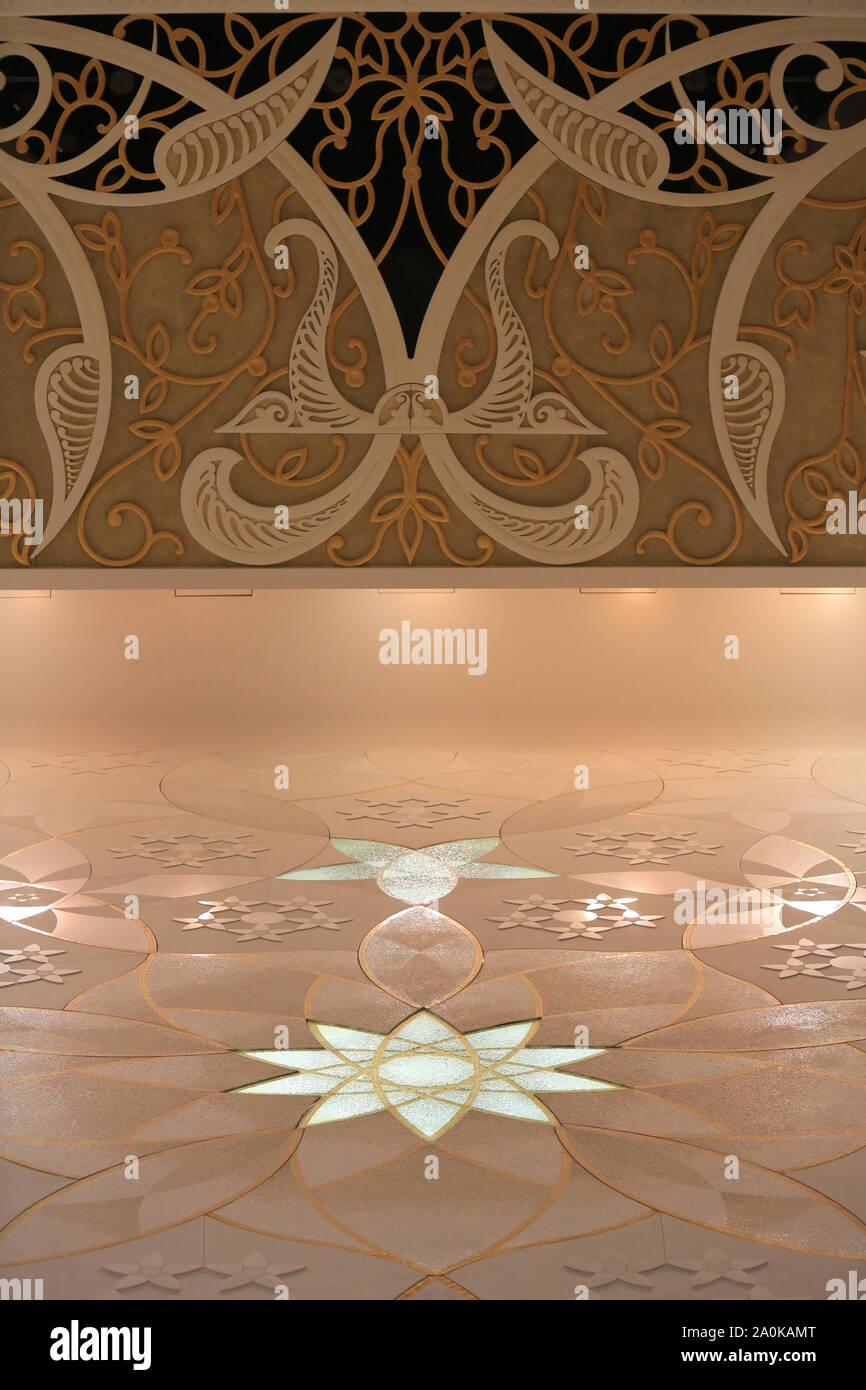 Décoration florale. Mosquée Sheikh Zayed. 1995. Abou Dhabi. / Sheikh ...