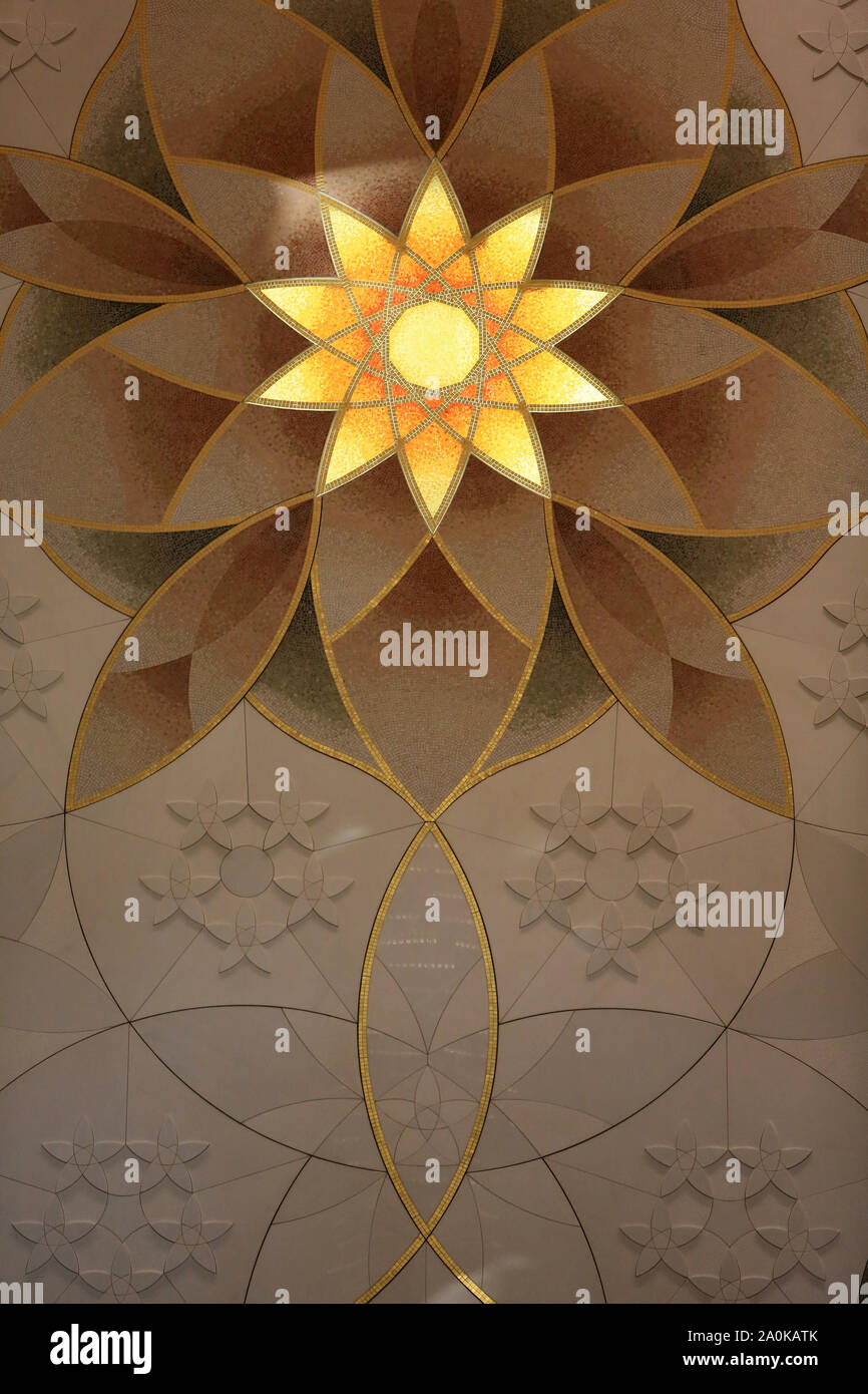 Décoration florale. Mosquée Sheikh Zayed. 1995. Abou Dhabi. / Sheikh ...