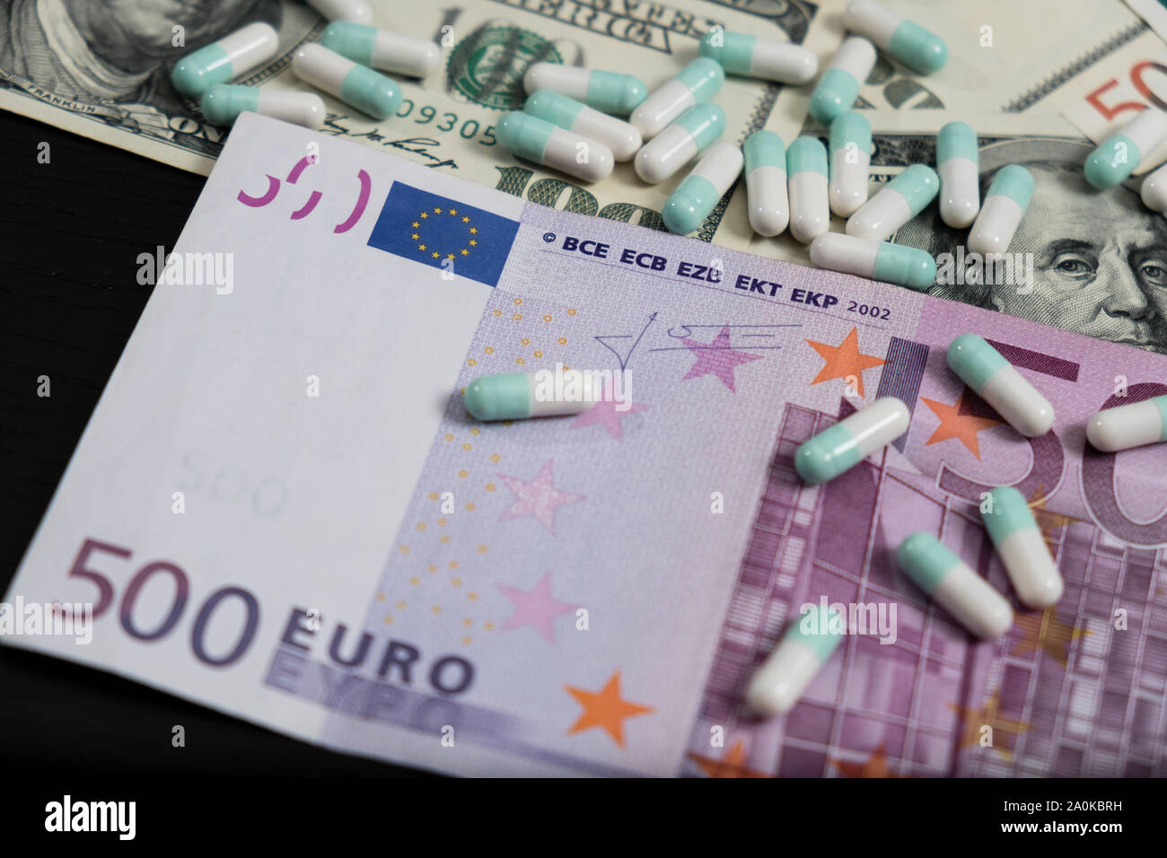 Bunch of euro hi-res stock photography and images - Alamy