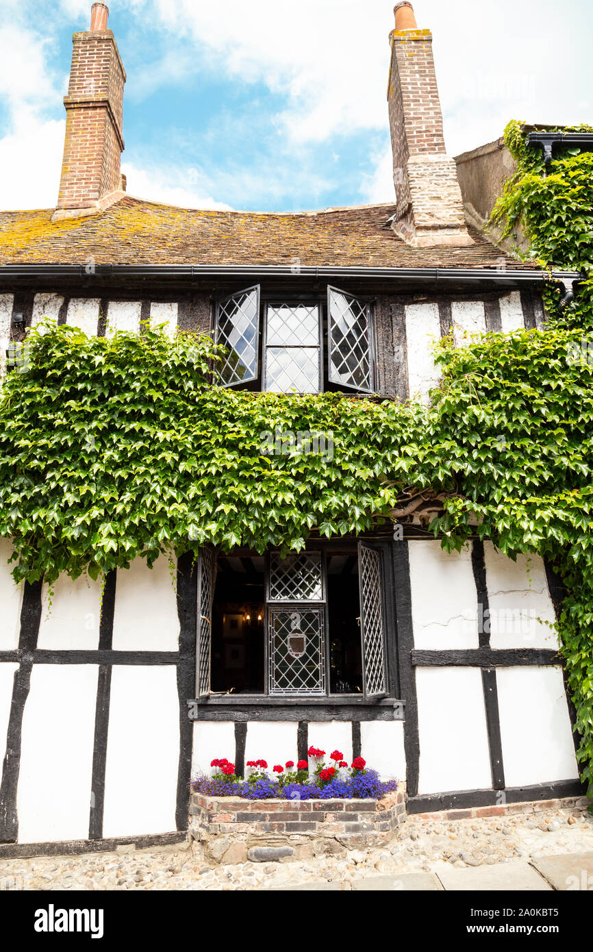 Rye sussex tudor houses hi-res stock photography and images - Alamy