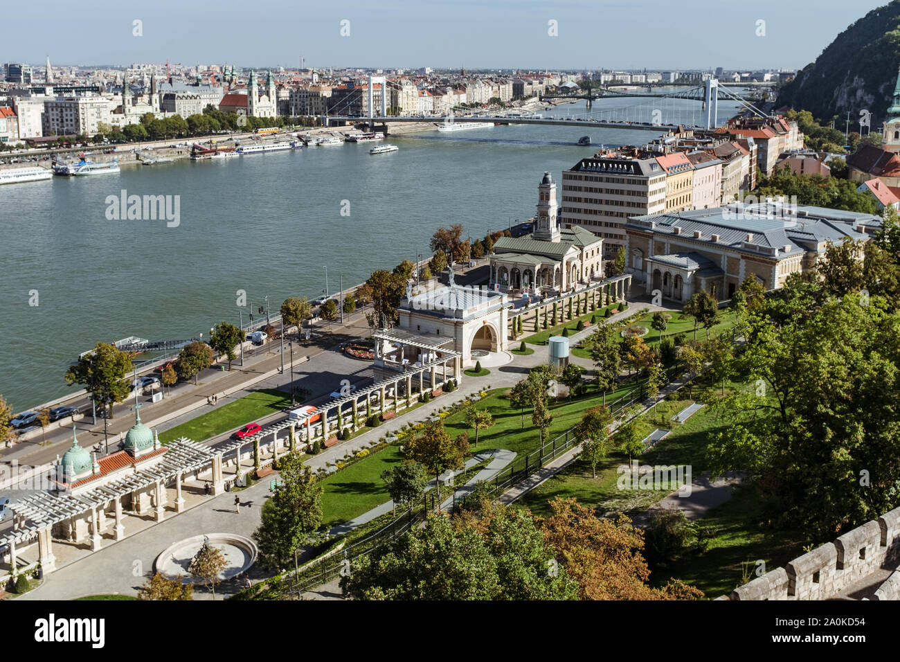 Buda buildings hi-res stock photography and images - Alamy