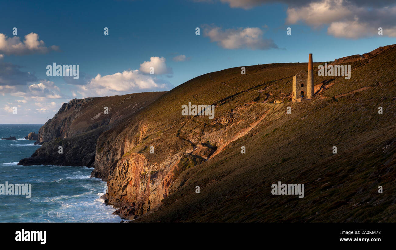 Coastal landforms hi-res stock photography and images - Alamy