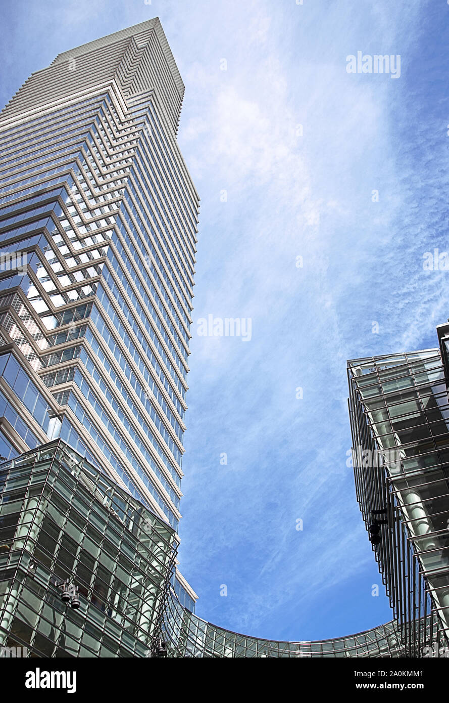 Nyc office tower hi-res stock photography and images - Alamy