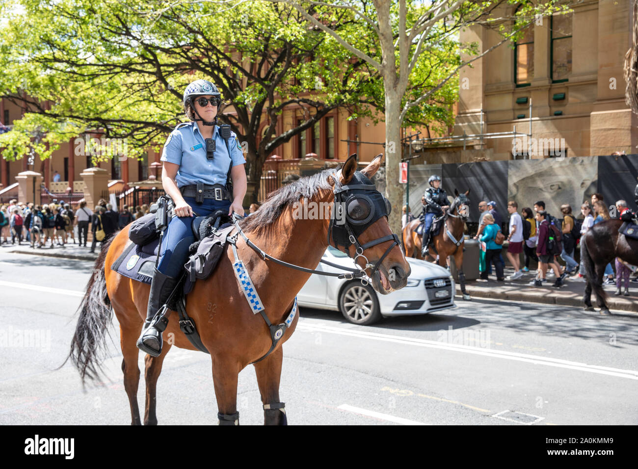 Sydney female policewoman hi-res stock photography and images - Alamy