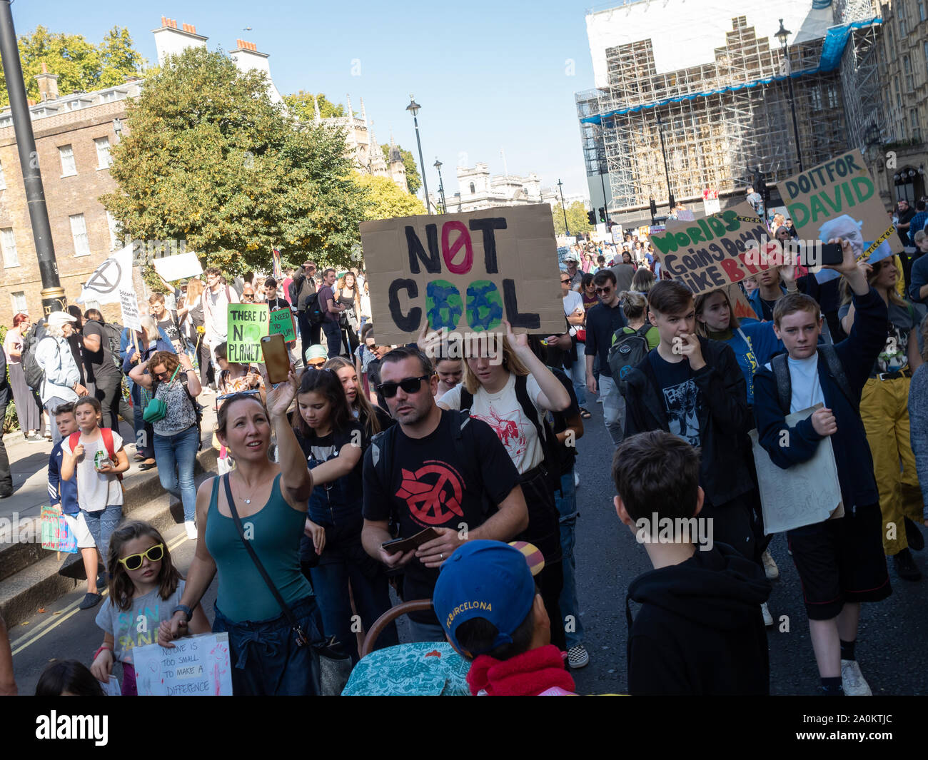Cool london crowd hi-res stock photography and images - Alamy