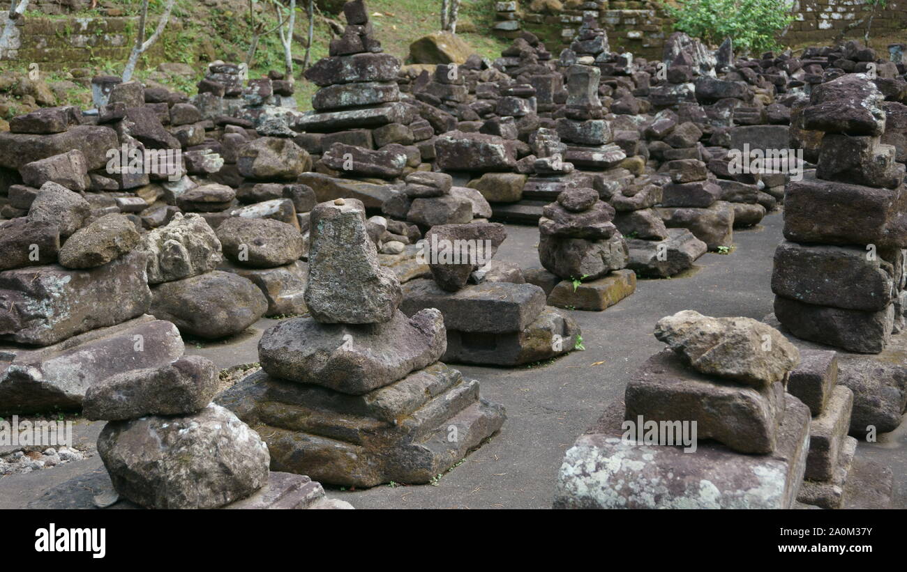 rocks from volcano eruption Stock Photo - Alamy