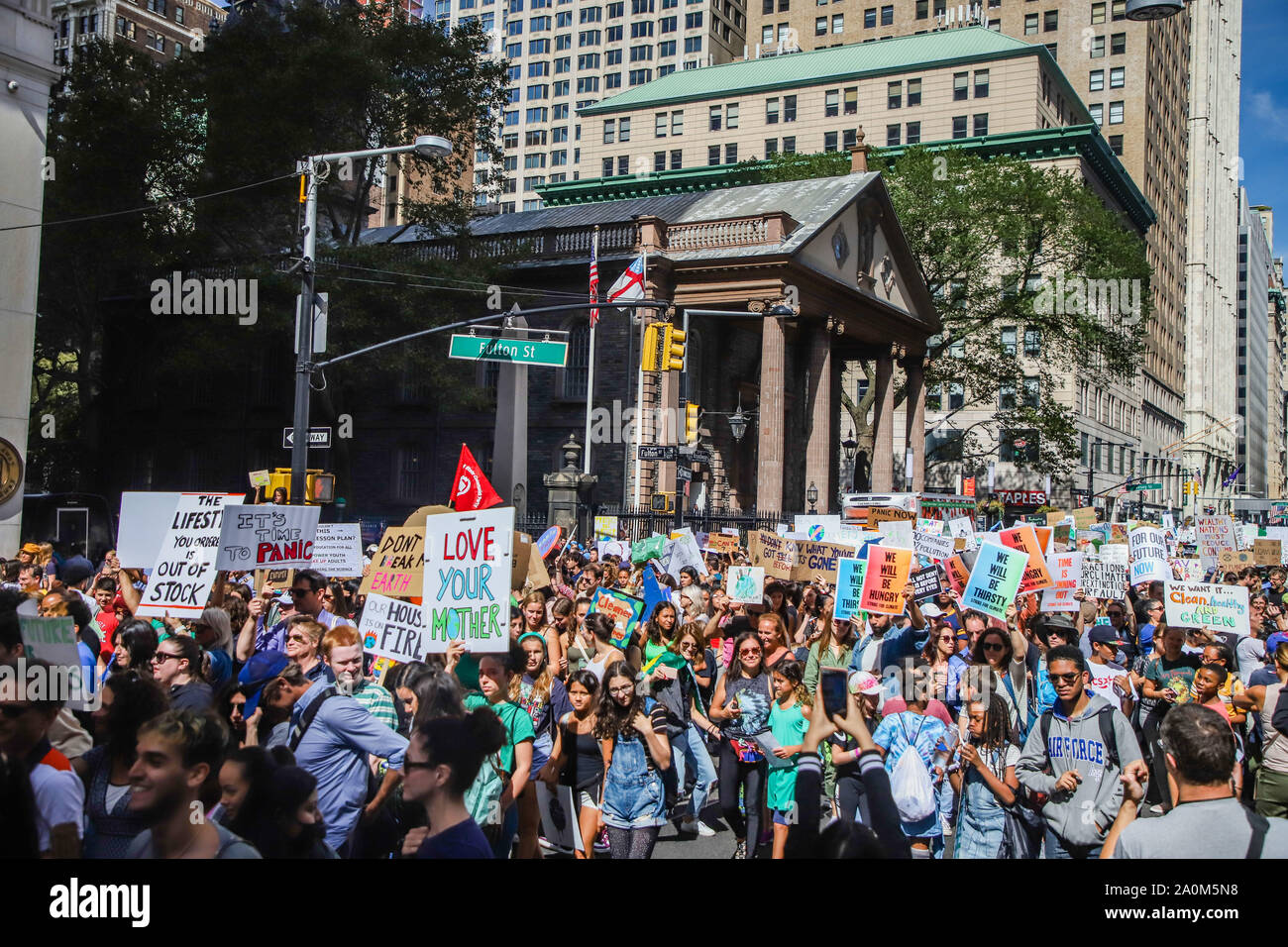 Rallying cry hi-res stock photography and images - Alamy