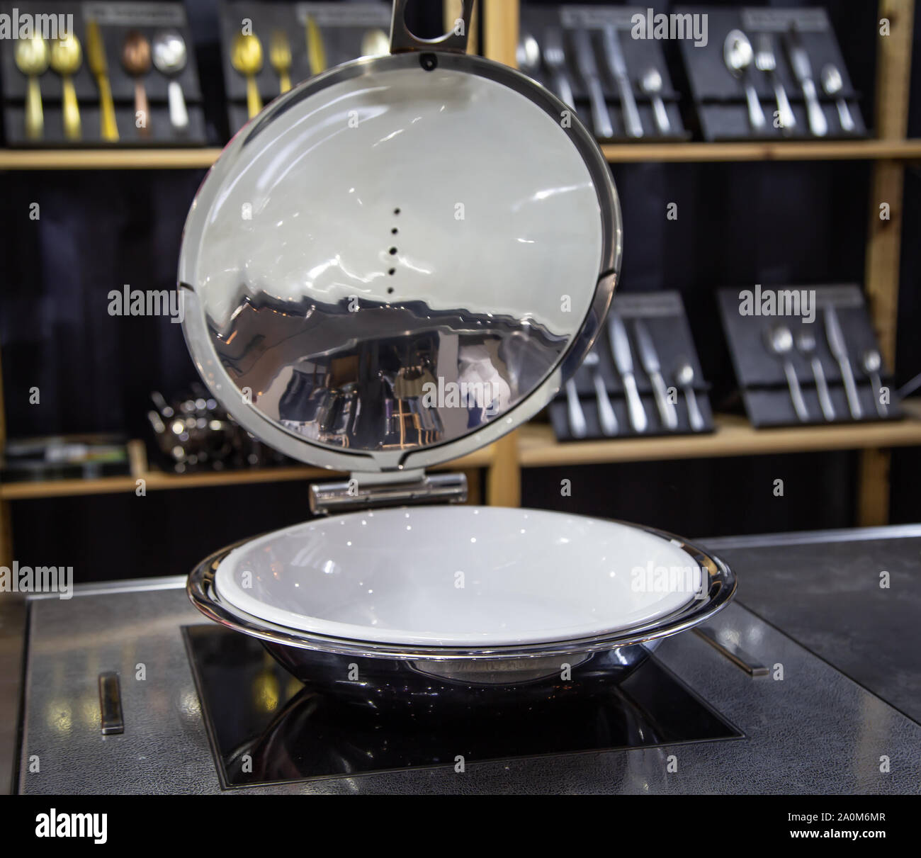 Luxury hotel food container chafing dish catering display Stock Photo ...