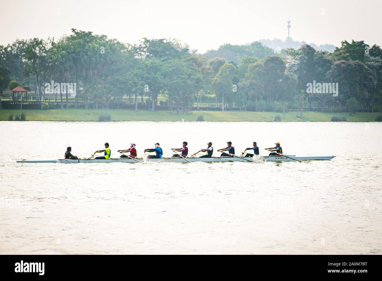 Dragon_boat hi-res stock photography and images - Alamy