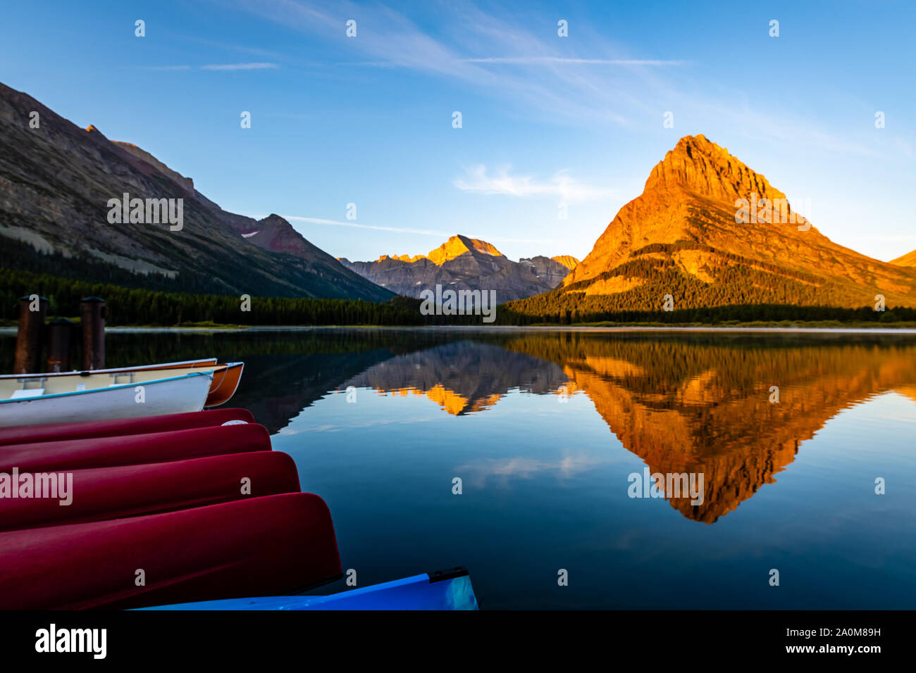 Swiftcurrent lake nature trail hi-res stock photography and images - Alamy